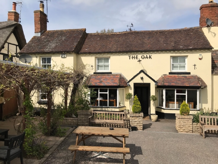 The Oak Inn
