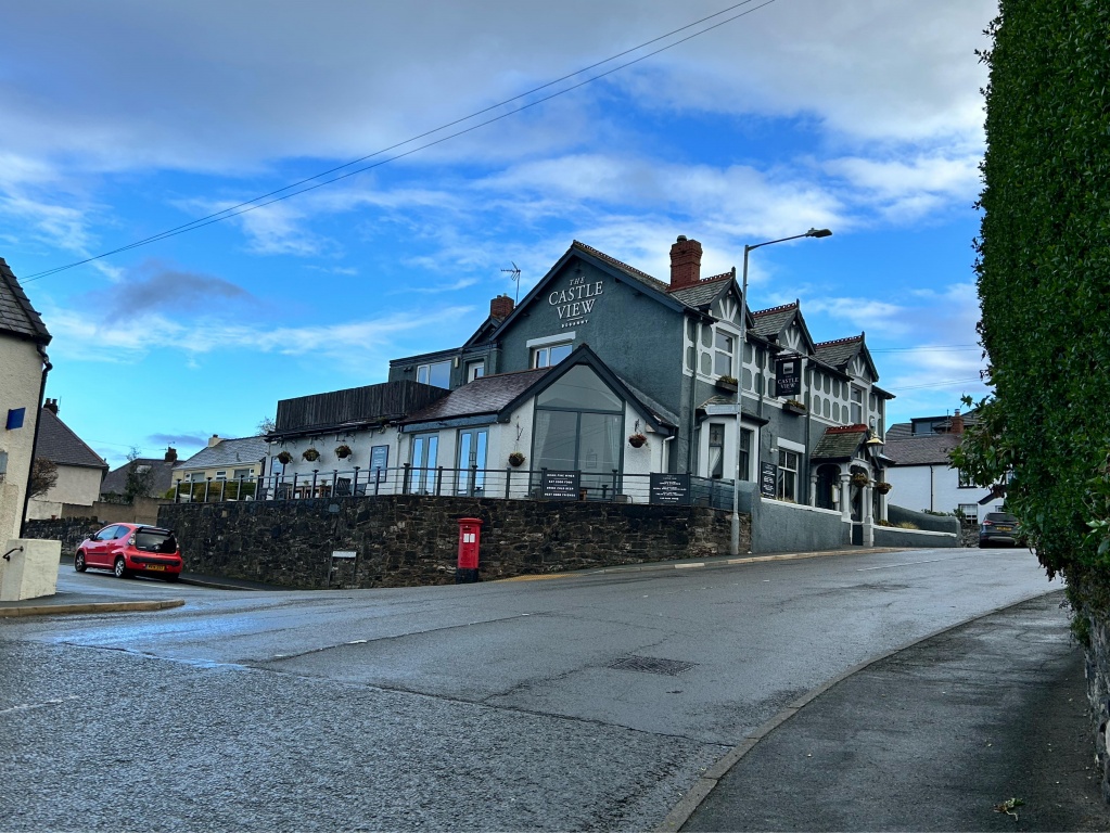 Castle View and Restaurant
