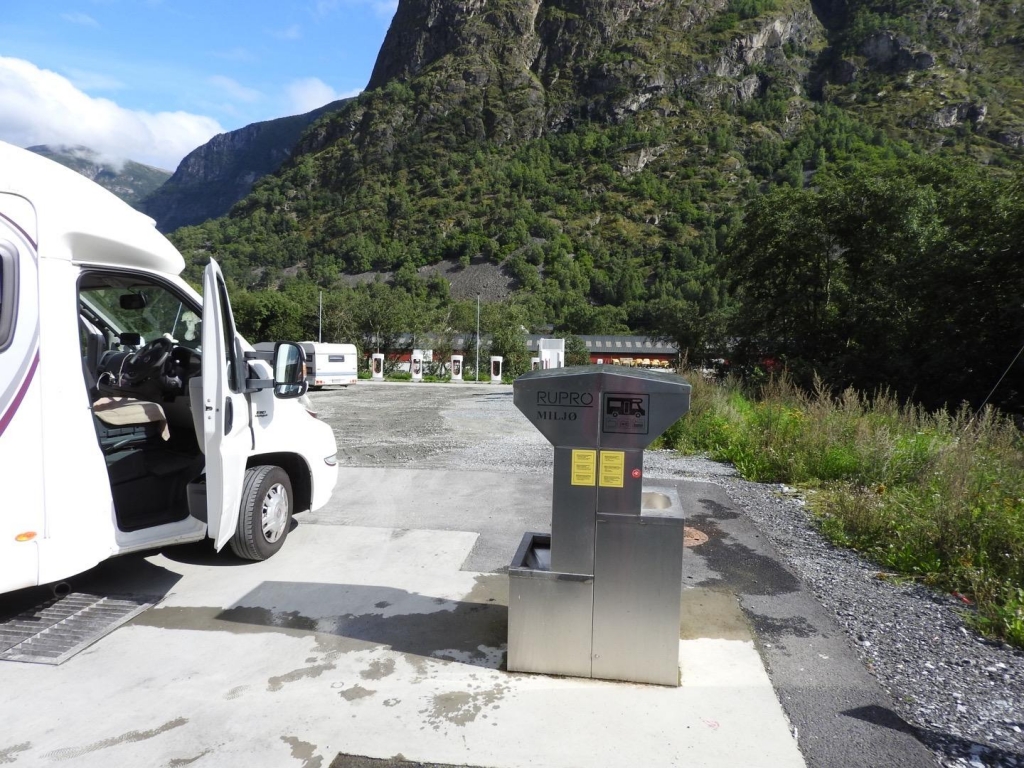 Lærdalsøyri Service point