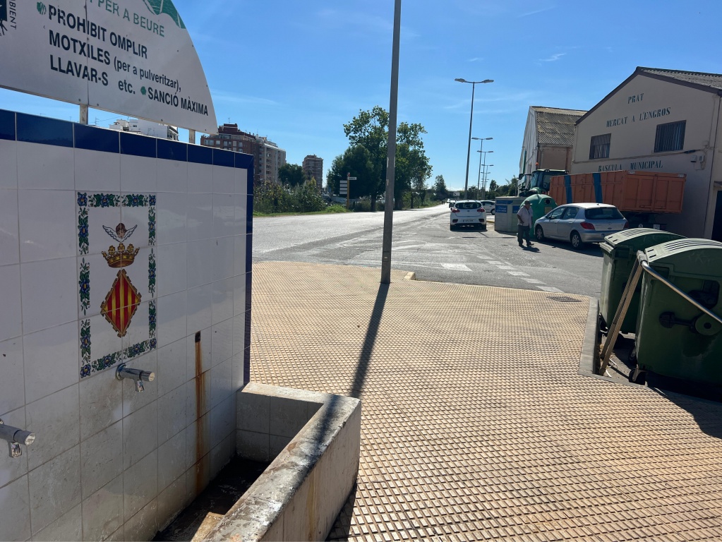 GULLERA water FOUNTAIN